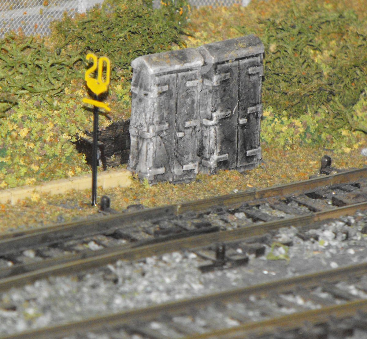 L71 RELAY BOXES SMALL X 3 OO - Ten Commandments