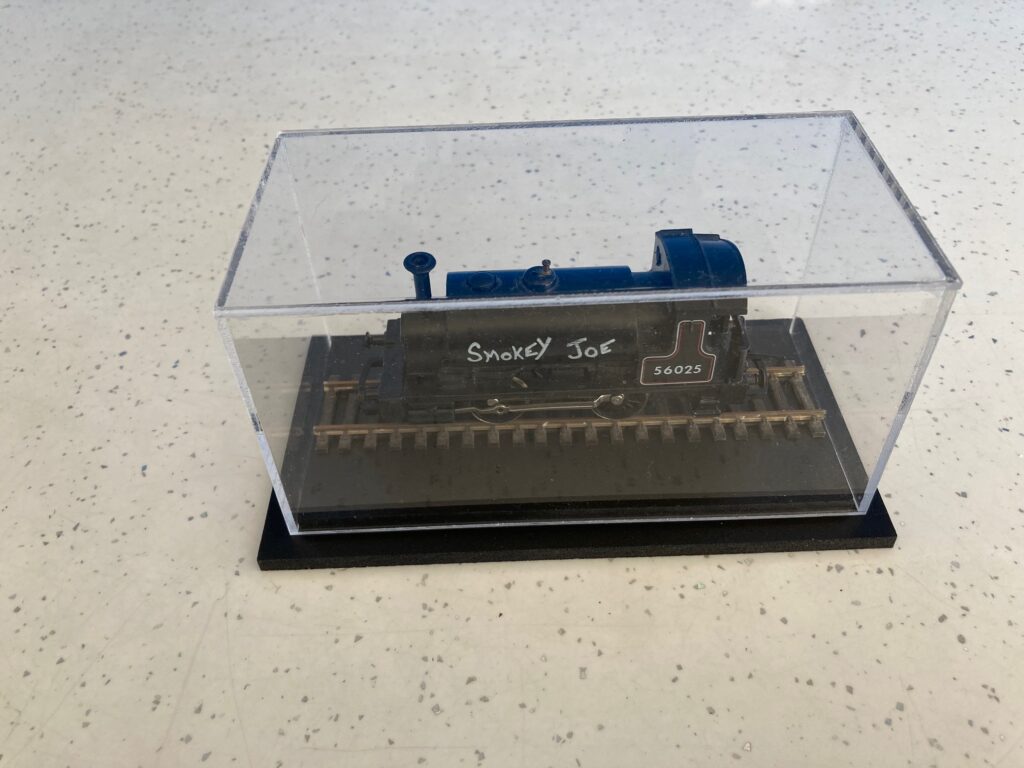 SMALL DISPLAY CASE PLAIN - Ten Commandments