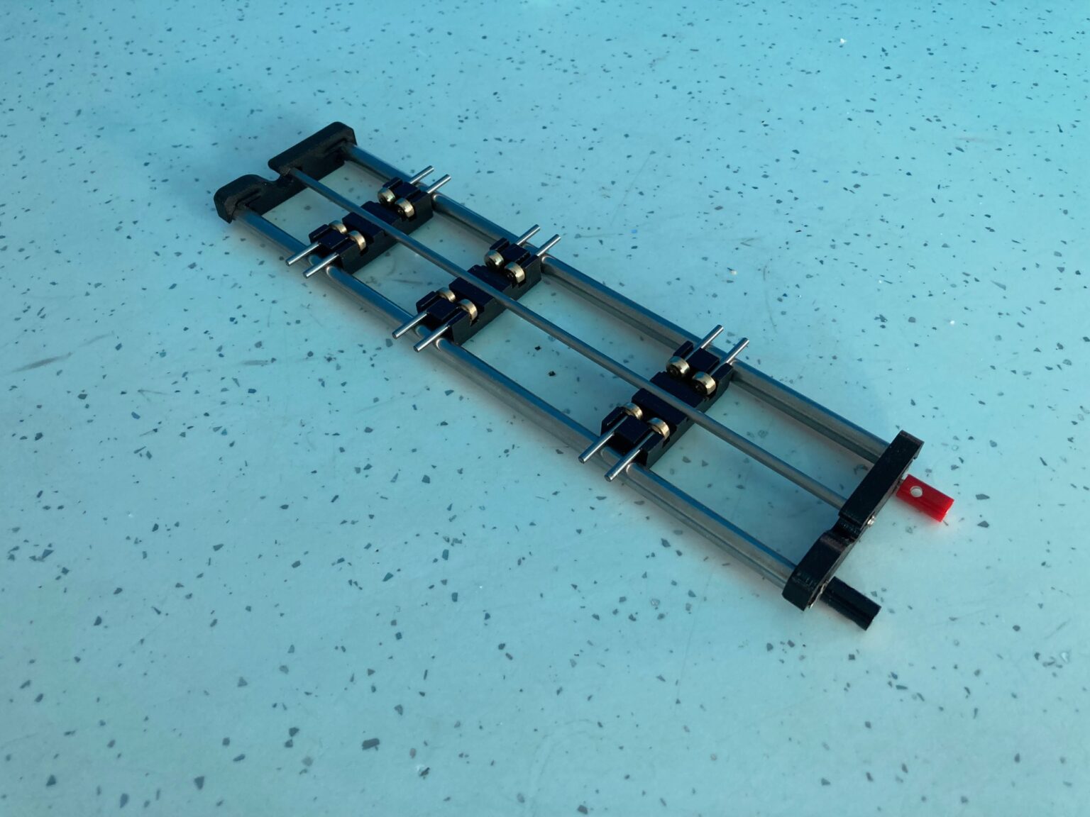 ROLLING ROAD – OO / HO MINI – Ten Commandments