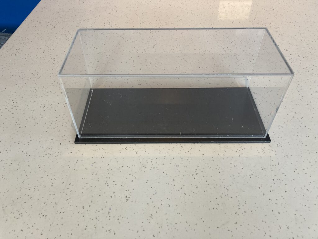 SMALL DISPLAY CASE O PLAIN BASE – Ten Commandments
